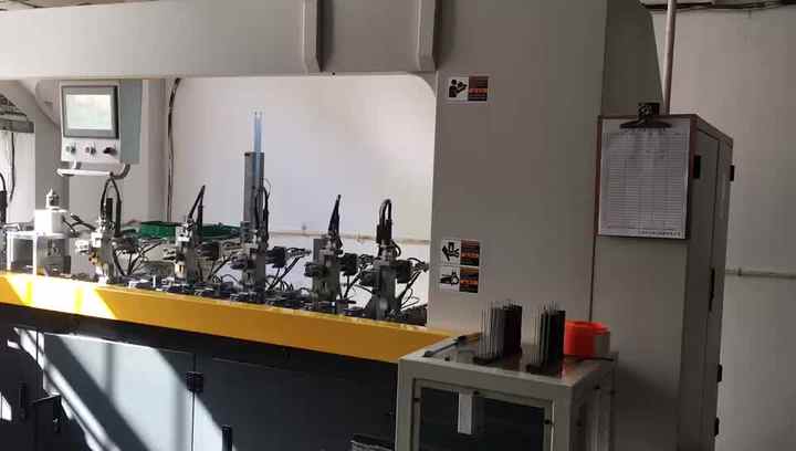 Automatic Machine Assembly Two Blades Razor - Jingong