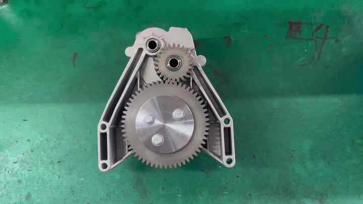 Volvo D12B Oil Pump - Reliable Performance for Truck Engines