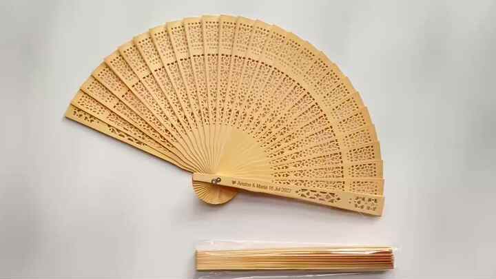 Ready to ship CHEAP Customized Wedding Souvenir GIFTS Handheld Fan Custom Wooden Hand Fans For Guests