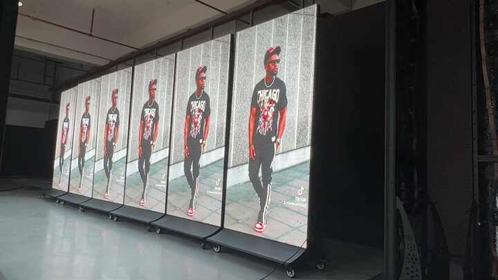 P2 P2.5 P3 Flooring Standing LED Display - Digital Poster