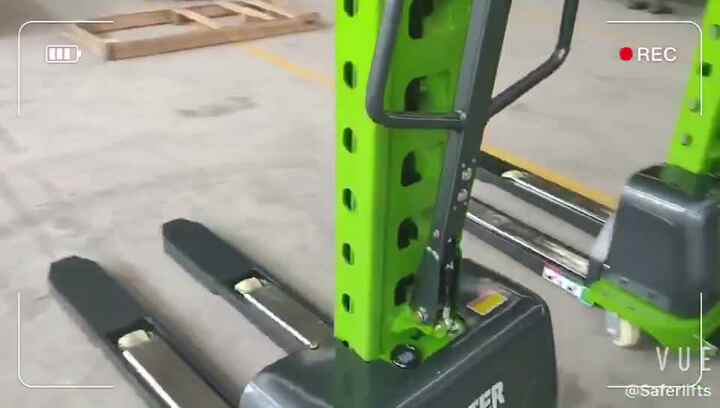 Small Stacker 500kg Portable Self Loading Pallet Lift - Compact ...