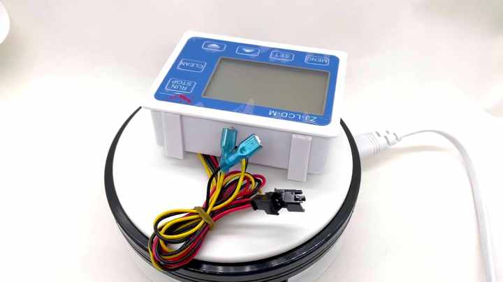 Quantitative Water Flow Control with LCD Meter & Sensor
