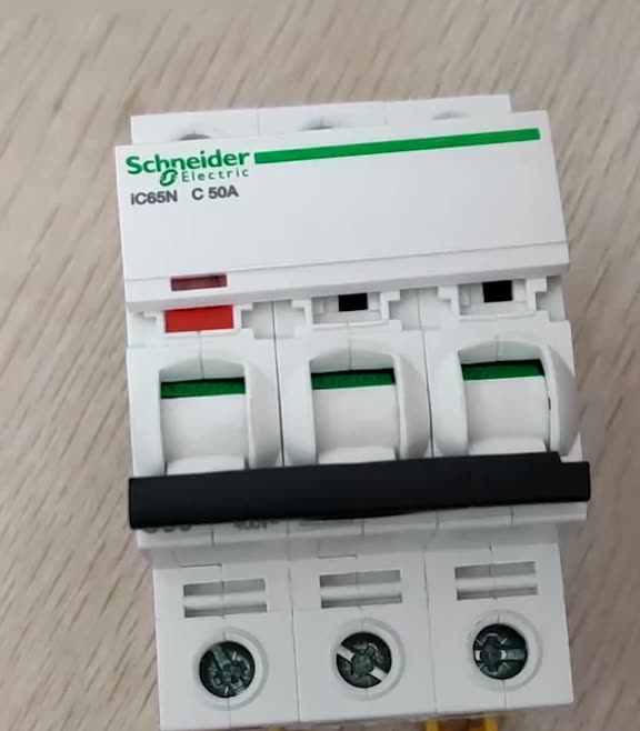 S-chneider ชุด iC65 Acti9 MCB 15KA D IC65L รักษา1P 2P 3P 4P 1A 2A 3A 6A 10A 16A 20A 25A 32A 40A ...