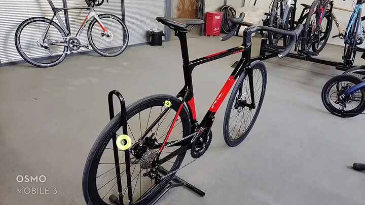 JAVA VESUVIO 22 Speed Road Bike - Super Light Carbon Frame