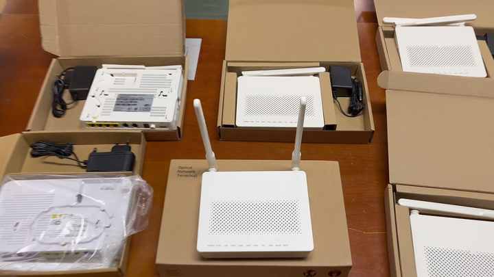 HG8546M FTTH 1GE+3FE or 4FE+ 1POT+ 1Voice+ WIFI 4 Port 2 Antenna Ftth Network Ont Epon Wifi Gpon ...