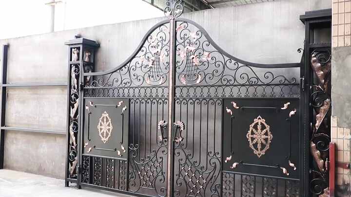 Modern House Wrought Iron Main Gates Designs - Simple & Stylish