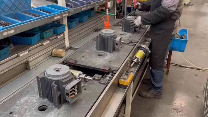 IE3 0.75kW Three Phase AC Motor - Efficient Asynchronous Design, 2970 r ...