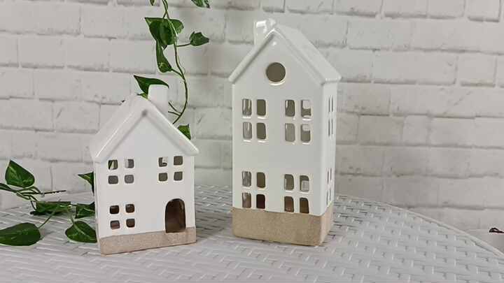 White Porcelain Lighted Ceramic Christmas House - 30000hrs