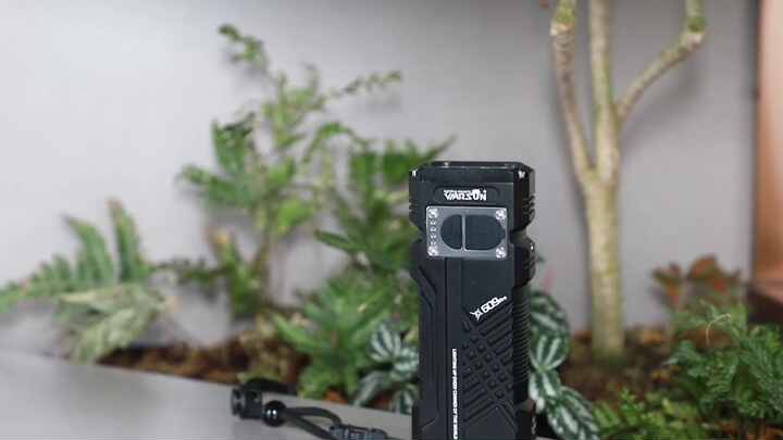 Warsun X609 5000 Lumens Torch - Durable & Versatile Flashlight