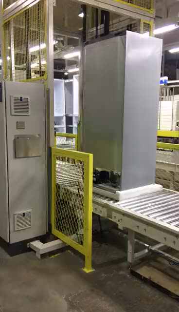 Vertical lifter conveyor,plastic boxes lifting conveyor machine,Carton ...