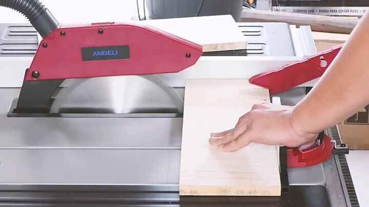 IDEAL Woodworking Precision Push Saw - Dust-Free & Efficient