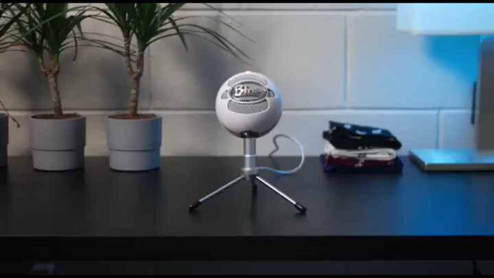 Logitech Blue Snowball Microphones - USB for PC Communication