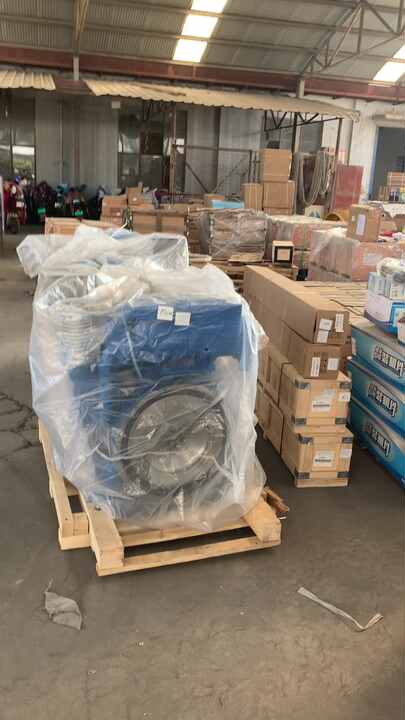 Engine Oil Filter 1002003545 for Heavy Duty Trucks - Suitable for ...