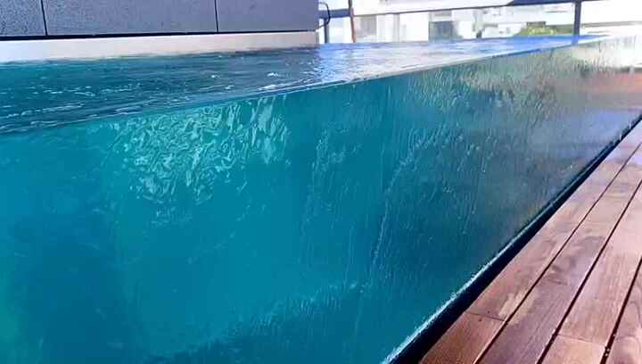 Custom Clear Acrylic Pools for Gardens - Durable & Stylish