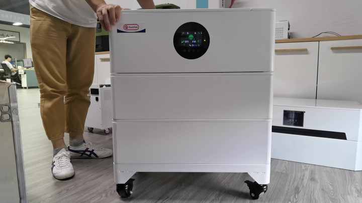 Hybrid Solar Powered Generator 10000 Watts - Portable & Stackable