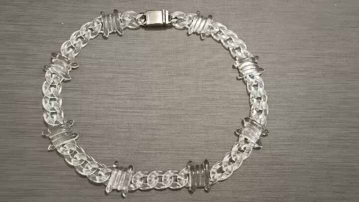 Shop Our 2024 Street Boy Hot Selling Clear Resin Link Necklace
