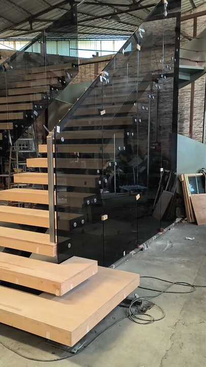 Custom Modern Indoor Straight Stairs Floating Iron Steel Staircase With ...