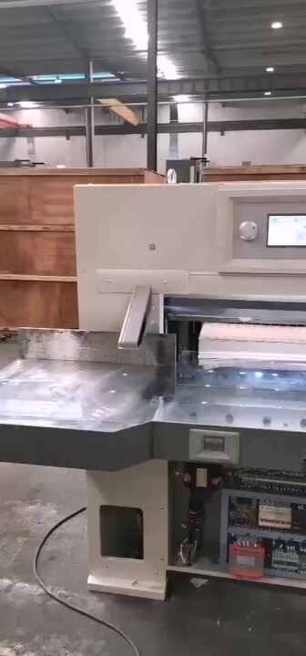 920mm Programmable Hydraulic Paper Cutting Machine with CE - Ideal for ...