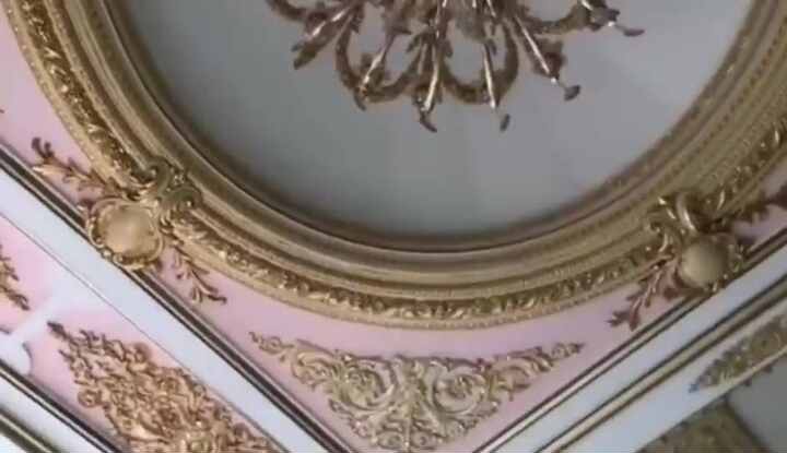 Banruo Waterproof Decorative Craft Line Cornice Mirror Frame