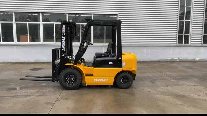 Lifter Heli Forklift Diesel Forklifts New 2 Ton 2.5 Ton 3.0 Ton With Japanese Nissan ISUZU ...