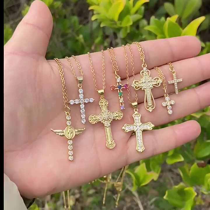 Cross pendant for women store