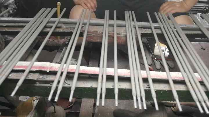 E 7024 varilla de soldadura, electrodo de soldadura E7024 AWS A5.1 2,0mm 2,5mm 3,25mm 4,0mm ...