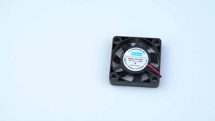 Waterproof 30mm Axial Fan IP67 - Silent Cooling Solutions