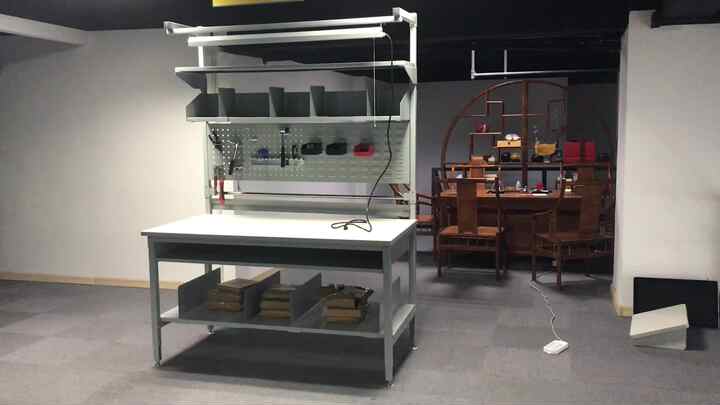 Height Adjustable Work Benches - Industrial Packing Tables
