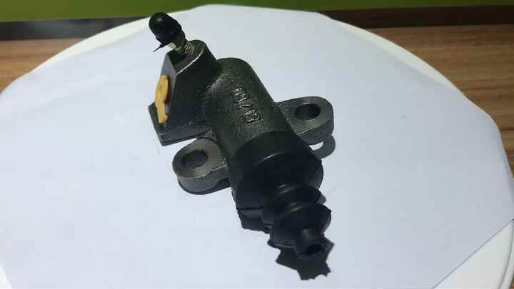 Clutch Slave Cylinder for NISSAN URVAN - Reliable Performance