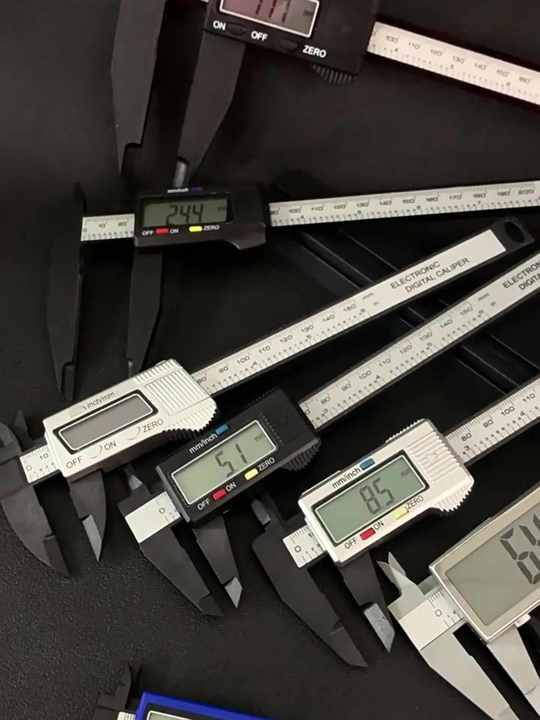 High Precision Vernier Caliper - Inside Groove Digital