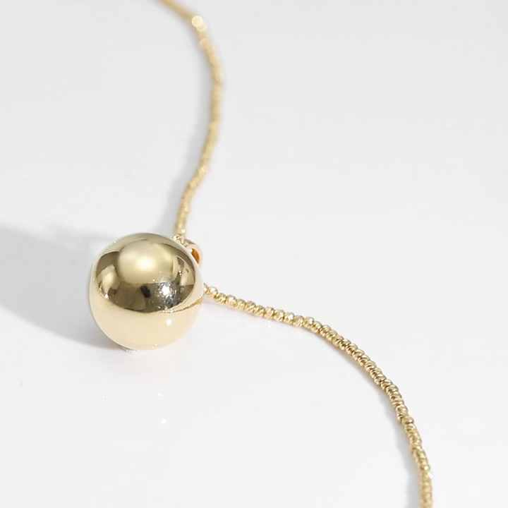 Collar con colgante de bola de oro Purel de 18K Diseño personalizado ...