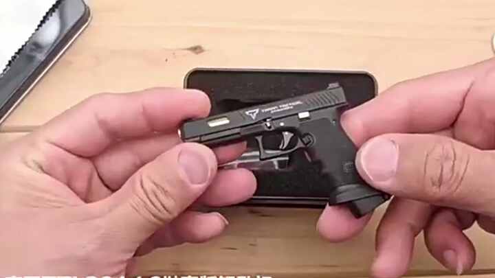 Metal Toy Gun Model - Realistic 70mm Taran Tactical G34