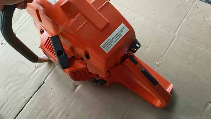 Chinese Factory Big Power Chainsaw 72cc Gasoline HUS272 Saw Cutting ...