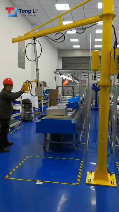 Efficient Heavy-Load Industrial Hoist - Robot Arm Pneumatic Manipulator