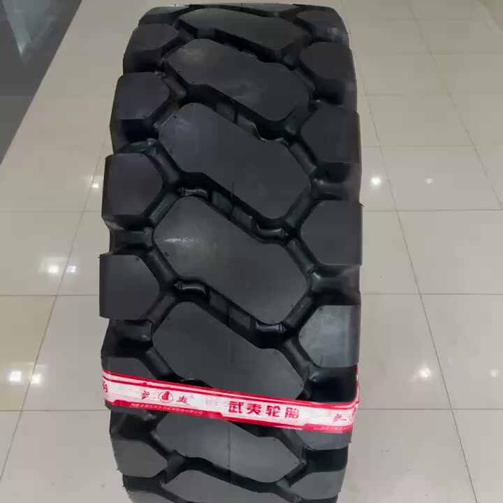 Radial Giant Tyre 27.00r49,30.00r51,33.00r51,37.00r57,40.00r57,45/65r45 ...