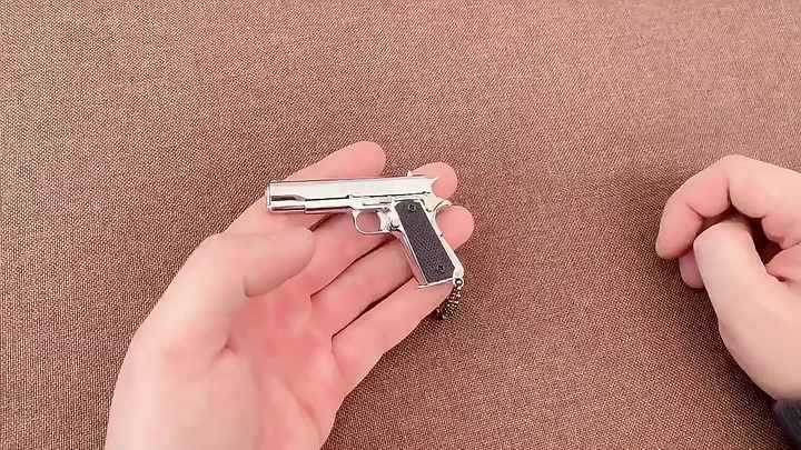 Realistic Gun Keychains - Toy Pistols with Metal Look