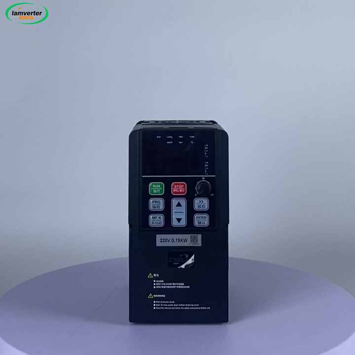 220V 0.75kw/1.5kw/2.2kw heavy duty vector VFD 1P input and 3P Output Converter/ Adjustable Speed ...