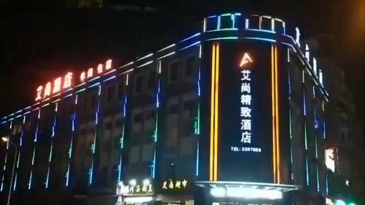 Addressable LED Pixel Tube Light RGB Linear Advertising Display