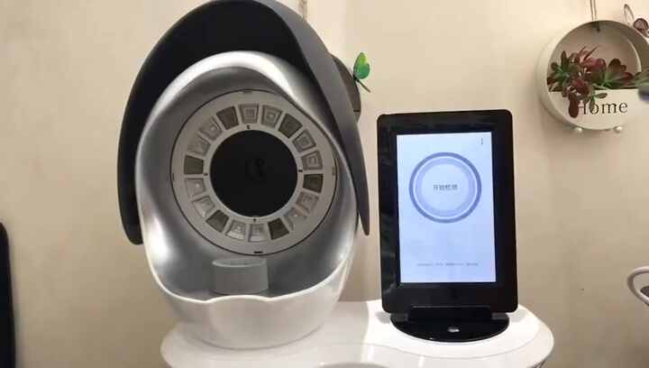 Portable Skin Analyzer - Acne, Pigmentation & Wrinkle Test