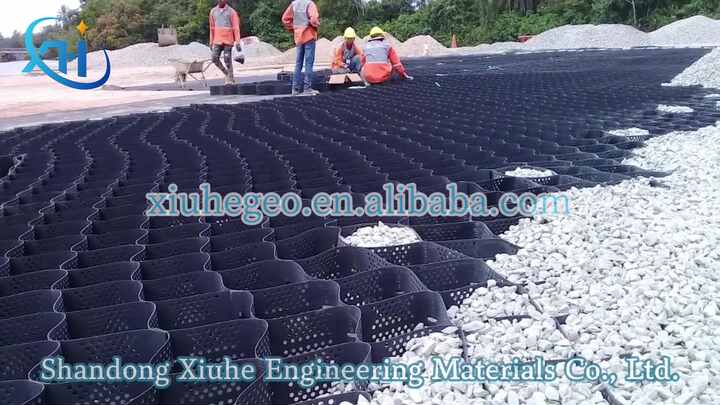 Perforated Smooth 75-660mm Height Vegetation Retaining Wall Grid ...