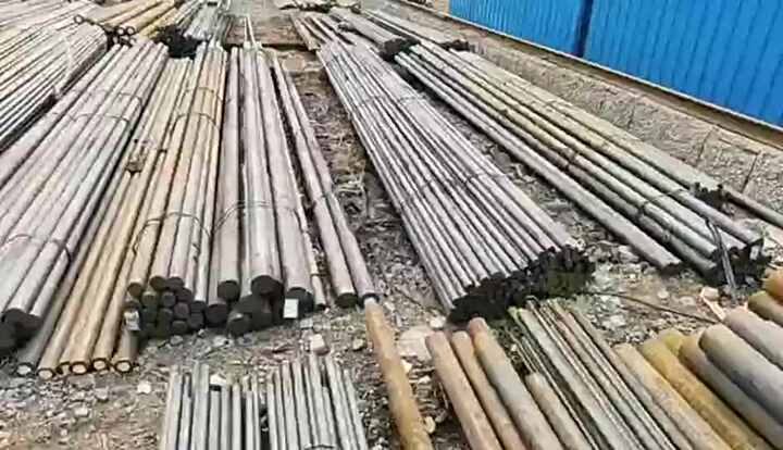 Q235 SS400 Carbon Steel Round Bar - High Quality & Fast Delivery