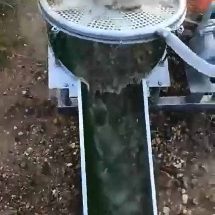 Portable Sluice Box Gold Panning Machine /Vibrating Bowl Concentrator ...