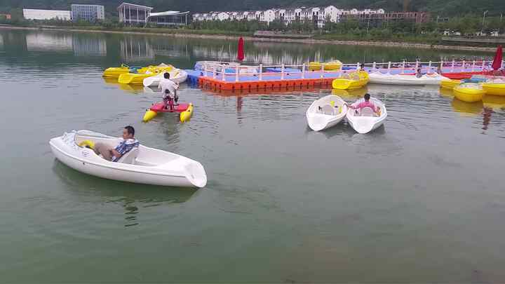 One Person Paddle Boat Pedal Boat for Sale - Commercial Use, CE ...