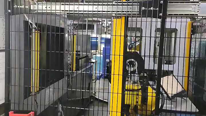 Hot Sale Workshop Isolation Robot Safety Fence For Machine Guard System ...