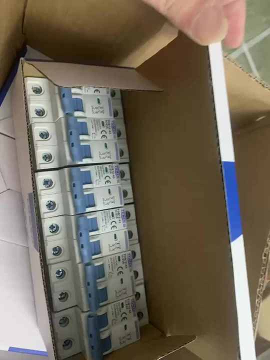 TOMZN TOB7Z-63 DC Mcbs for PV Systems - Reliable & Efficient