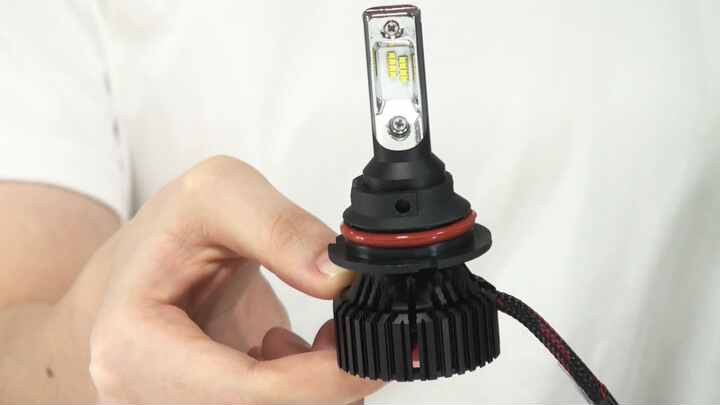 자동 헤드 램프 T8 Led 헤드 라이트 전구 H13 H11 9005 9007 H7 Led H4 사용자 정의 Led 헤드 라이트 ...