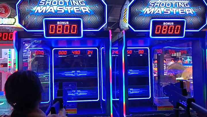 Shooting Master - Laser Gun Video Game Machine for All Ages