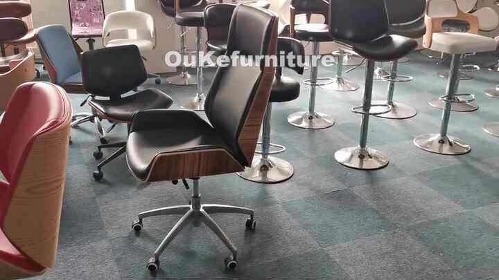 Contemporary Walnut Veneer Executive Swivel High Back Chair