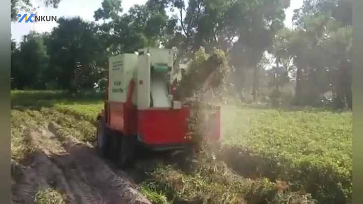 Agricultural Self Propelled Ground Nut Harvester Machine Peanut with ...
