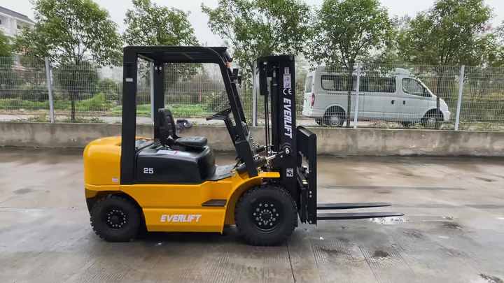 Heli Diesel Forklifts - Reliable 2 Ton to 3 Ton Capacity